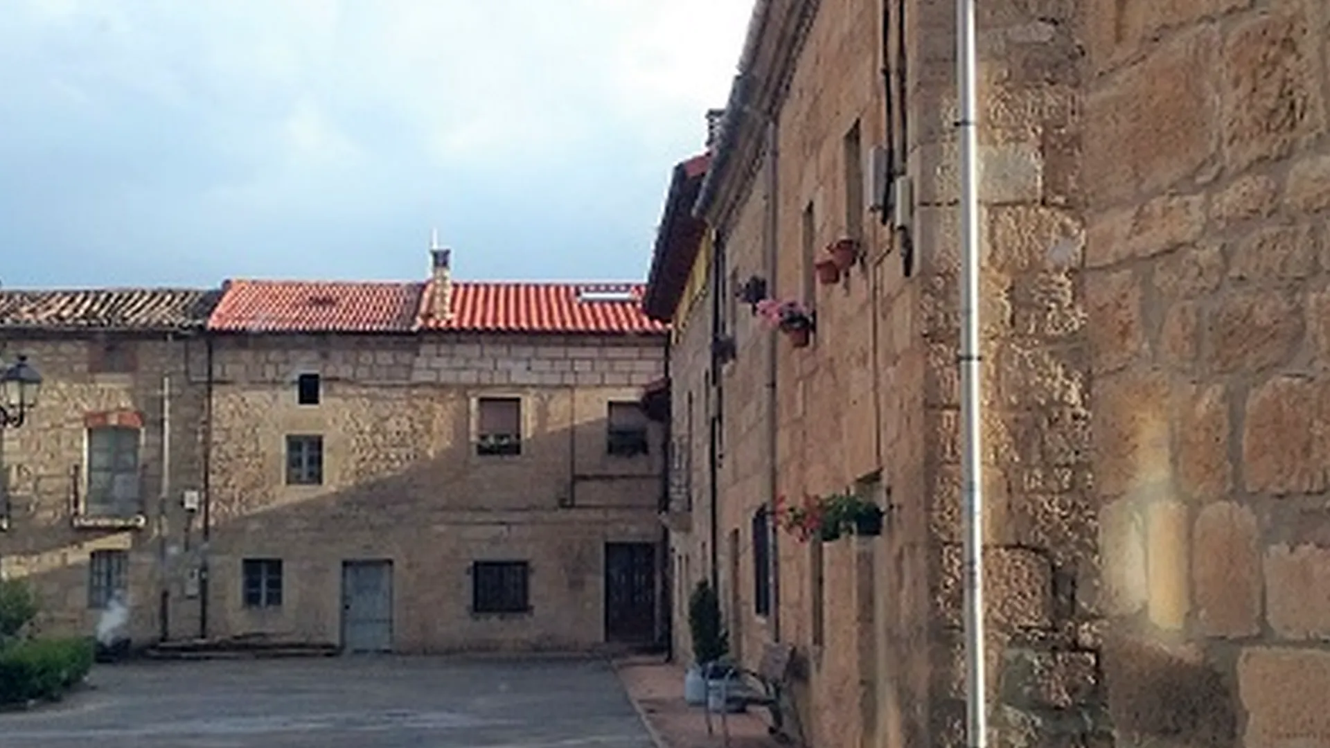 Olmillos de Sasamón en una ruta por Burgos - Una y más rutas